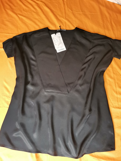 Bluza PS satenski sjaj novo sa etiketom 42