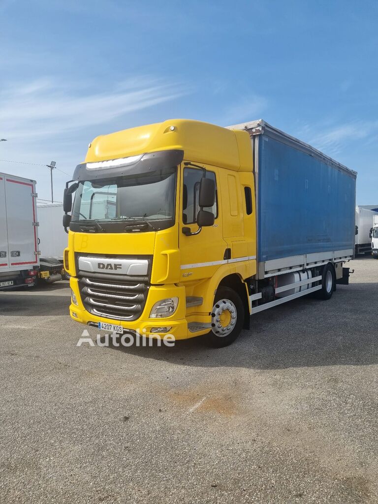 DAF CF 340 FA kamion s ceradom