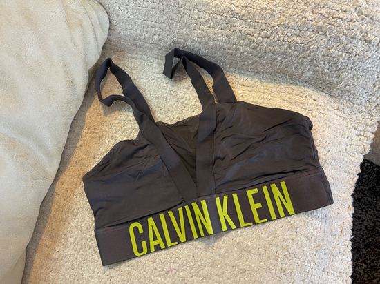 Calvin klein kupaci-top