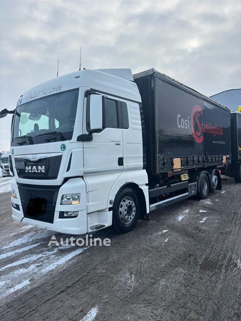 MAN TGX kamion s ceradom