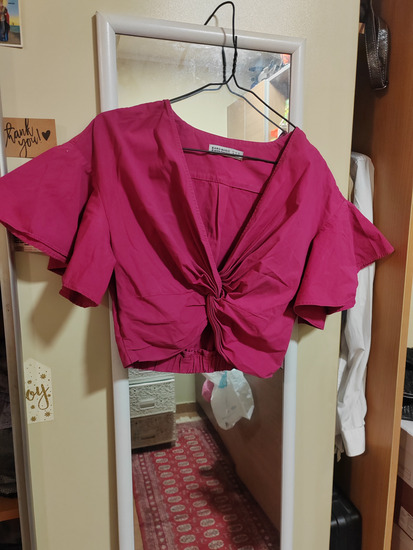 ZARA roze crop top majica M
