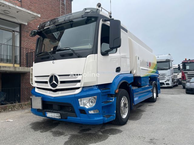 Mercedes-Benz Actros 1846 autocisterna za gorivo