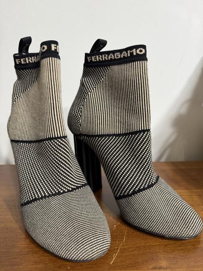 Salvadore Ferragamo knitted boots original %%