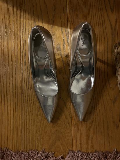 Zara salonke 39 srebrne