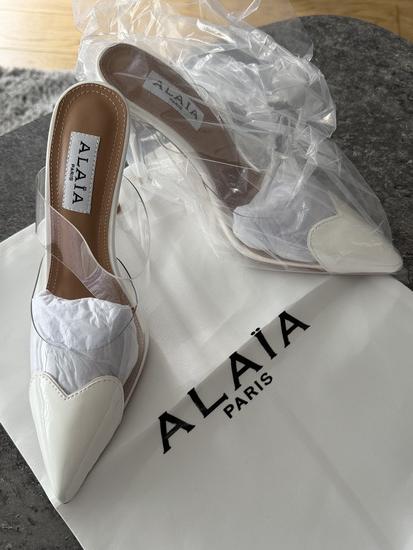 Alaia stikle novo