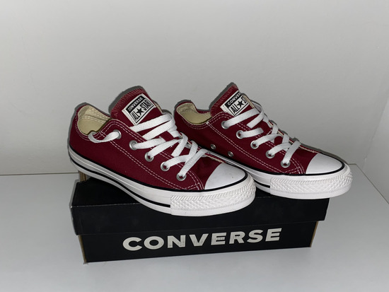 Nove converse starke vel 37