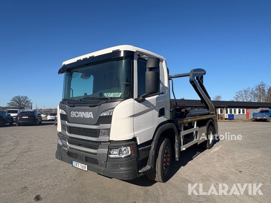 Prodaje se Scania P280 kamion podizač kontejnera na aukciji