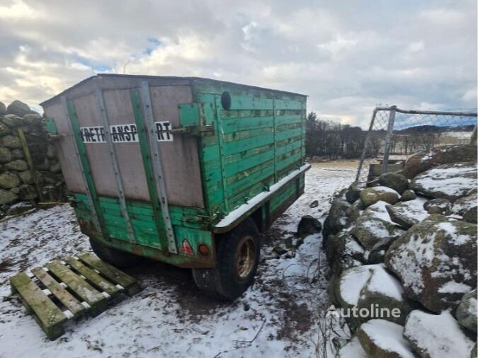 Prodaje se Moelven NV25 prikolicu za prevoz stoke na aukciji