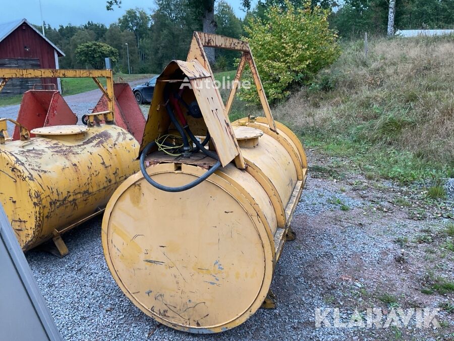 Prodaje se rezervoar za skladistenje goriva na aukciji