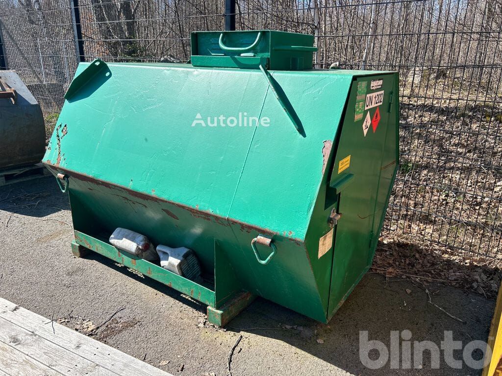 Prodaje se J-O Fherm Dumper Färmatanken rezervoar za skladistenje goriva na aukciji