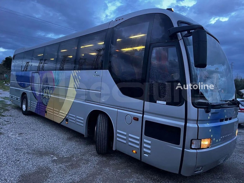 IVECO 380 turistički autobus
