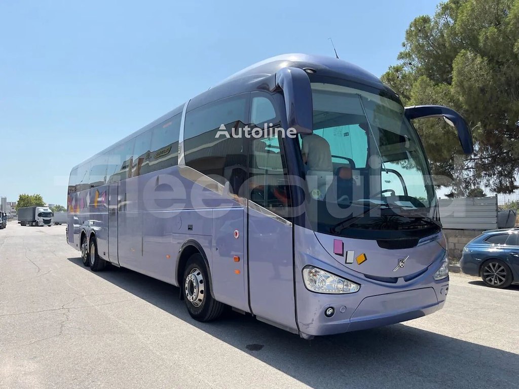 Irizar i6 turistički autobus