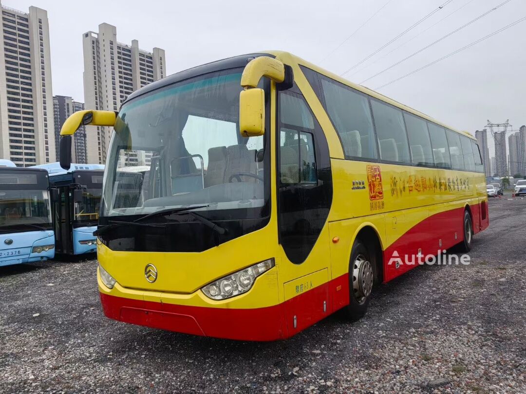 Golden Dragon XML6127 turistički autobus