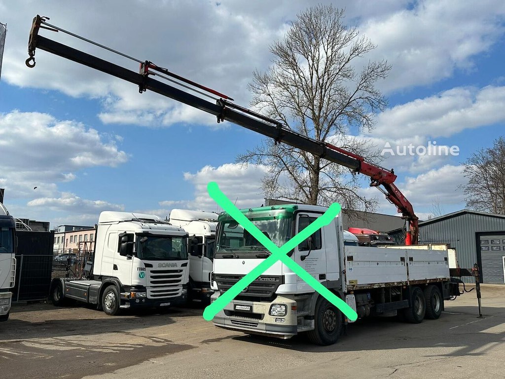 Tirre Euro 222 crane with radio 5 extension autodizalica s kranom