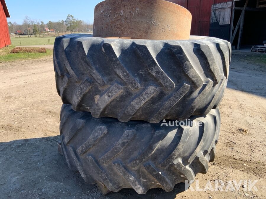 Prodaje se Goodyear 600/65R38 točak na aukciji