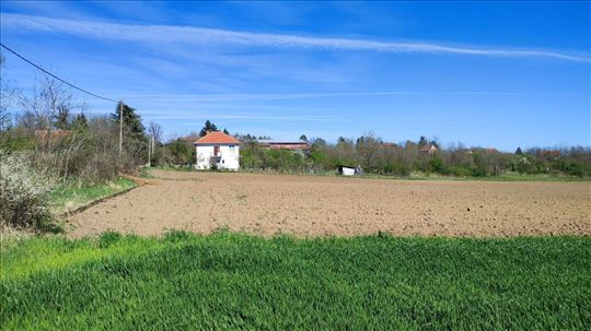Lajkovac plac 130a sa ucrtanim objektom