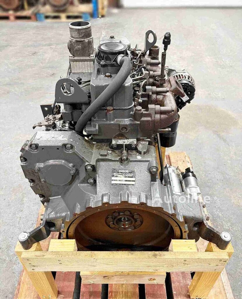 IVECO Cummins F4G Donkey Engine Non Turbo 4 Cylinder motor za kamiona