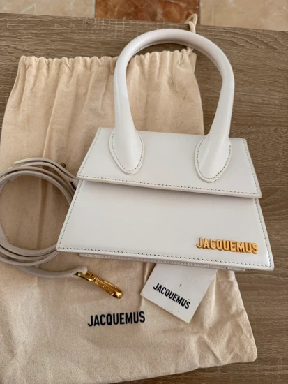 Jacquemus Le Chiquito Moyen blanc