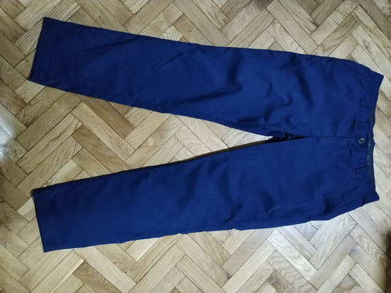 Under Armour sportske pantalone 34-32