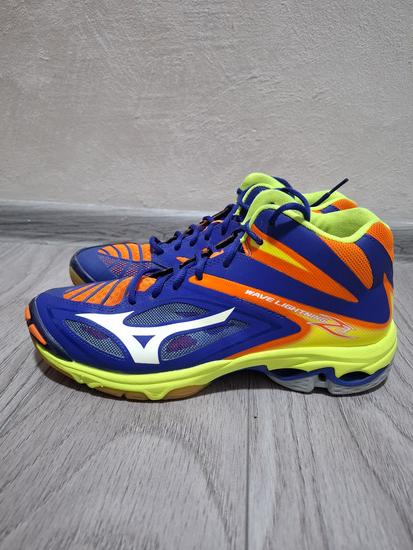 Mizuno wave lightning muske patike