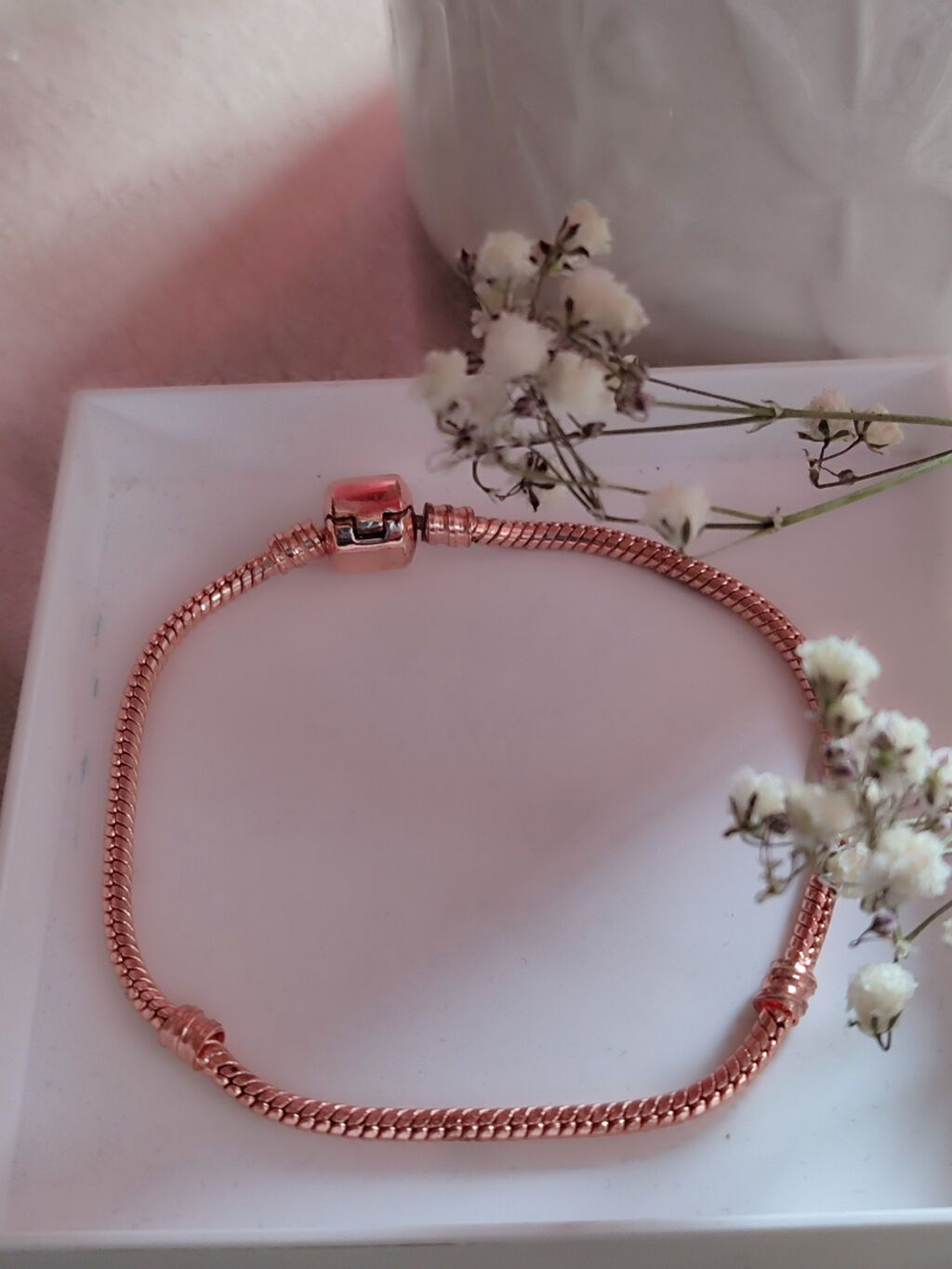 Narukvica rose gold - Elegantna narukvica u boji roze zlata -