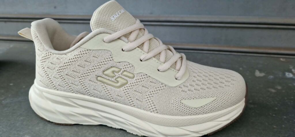 Nove skechers patike od 36 do 41 za samo 3500 din