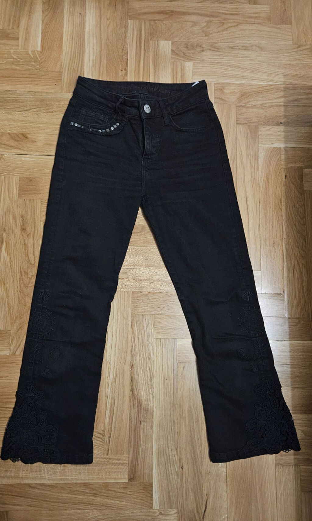 Desigual ženske farmerke – model 18SWDNX0 - Boja: crna (Colour: 2000)