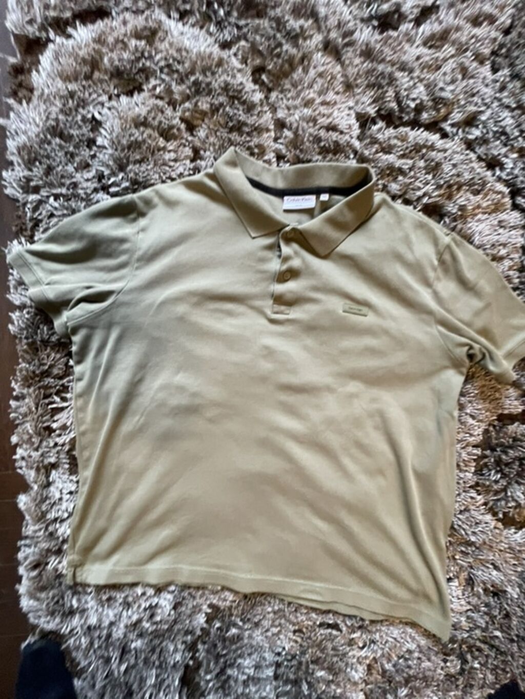 Men's T-shirt Calvin Klein, bоја - Maslinasto zelena