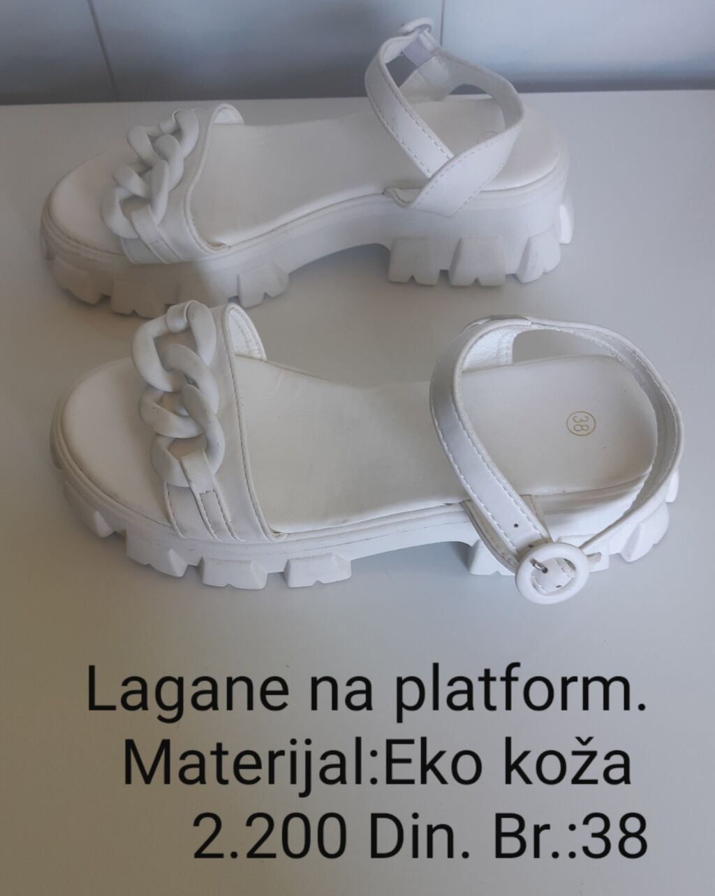 Bele i Crne ženske sandale na platformu - Model: otvorene sandale sa