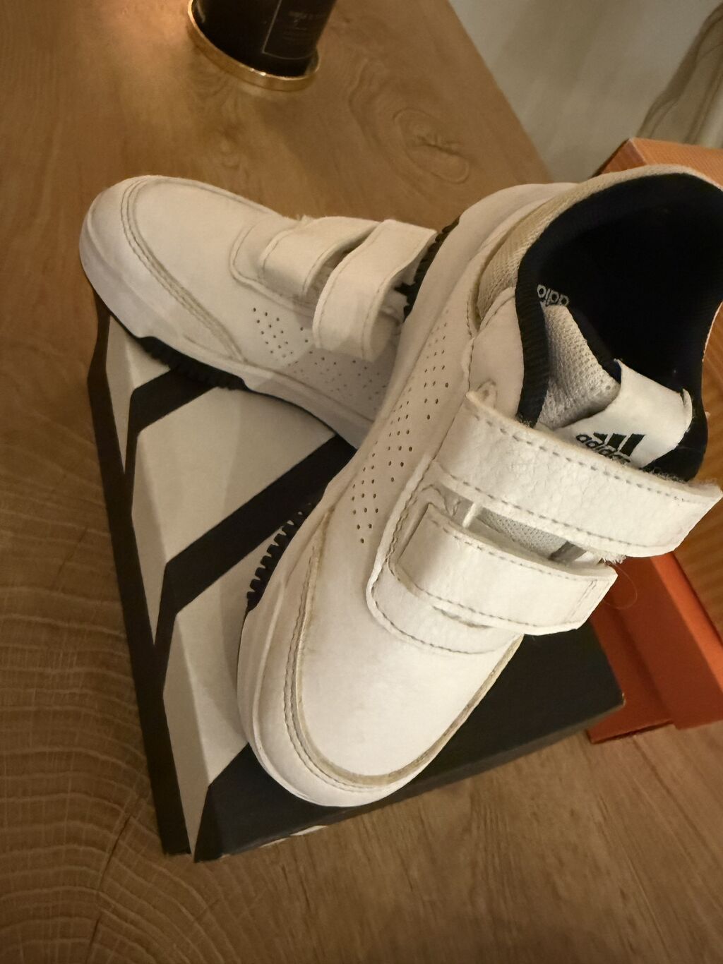 Adidas patike decije muske vel 25/26 stanje kao na slikama