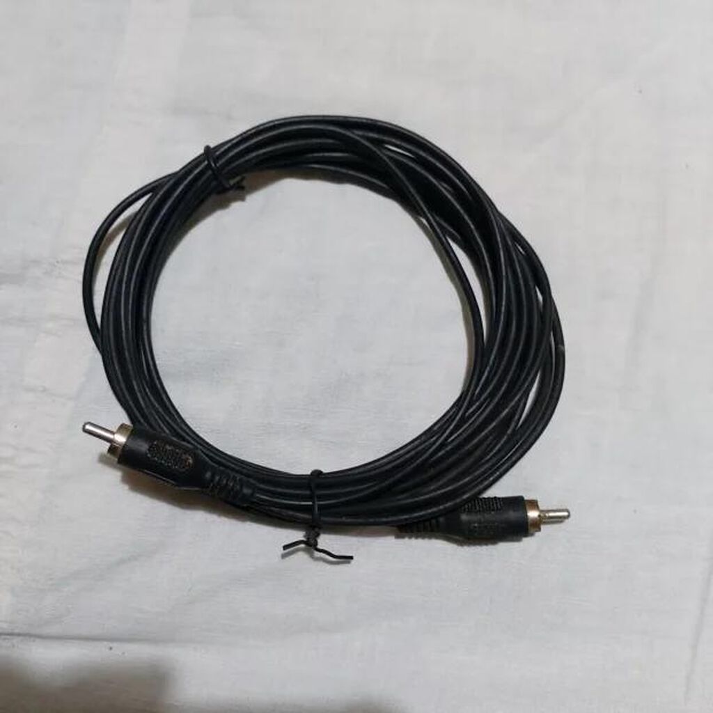 AUDIO KABEL RCA NA RCA 4,9 MET. | Polovan (ispravan) audio kabel, na