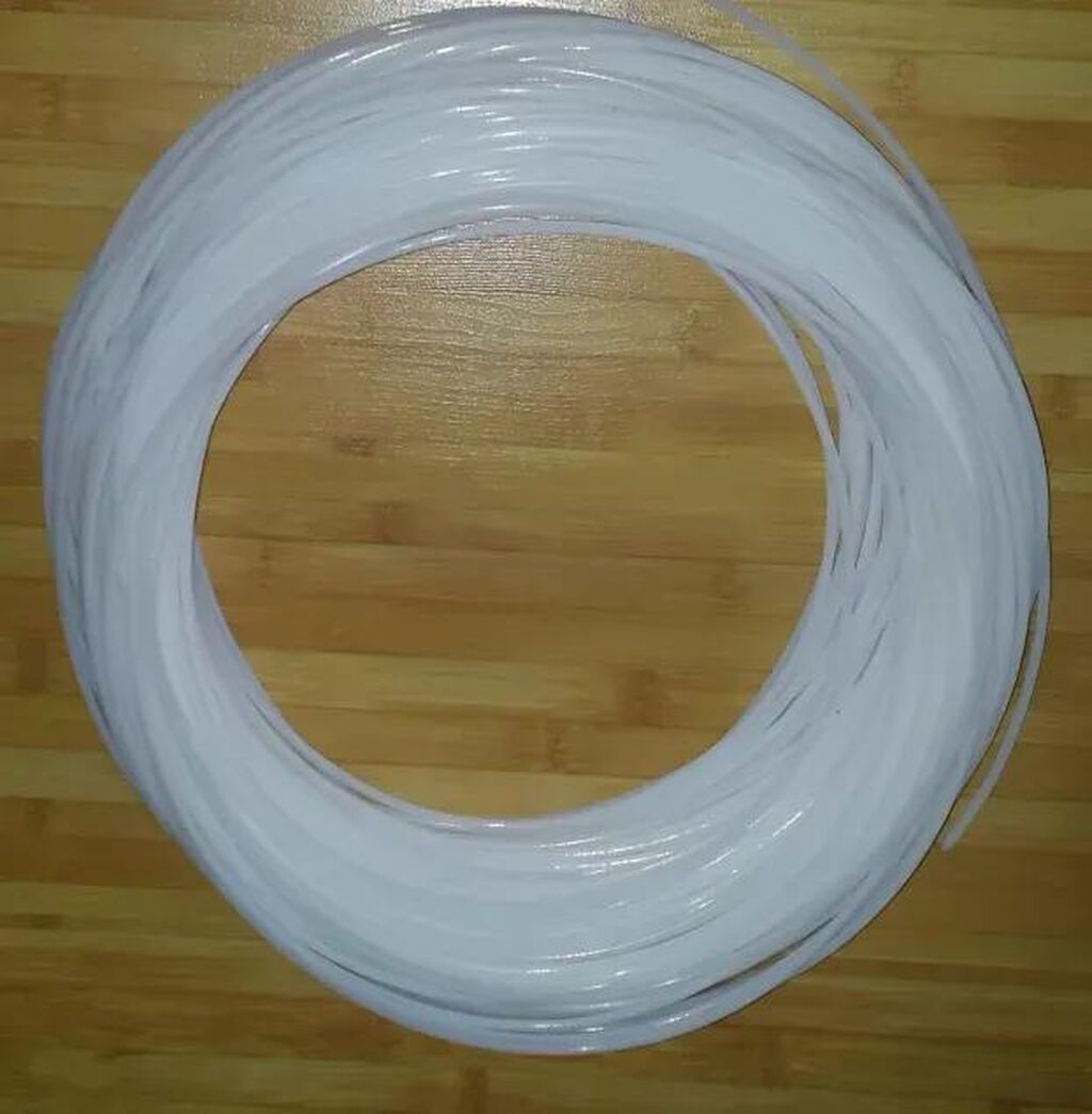TEFLON CREVO PTFE 3.4/4.4MM | Ovo crevo je napravljeno od teflona