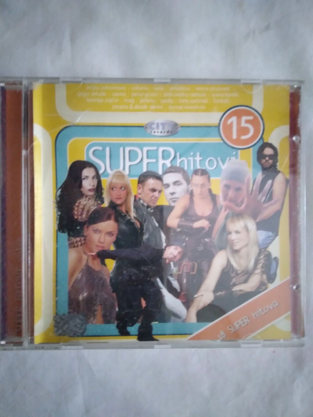 CD Super hitovi 18 pesama
