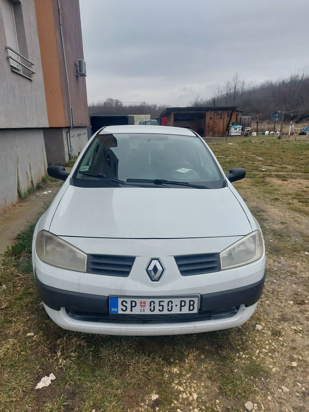 Renault Mégane II, bele boje, hečbek sa 5 vrata. Pogonsko rešenje sa