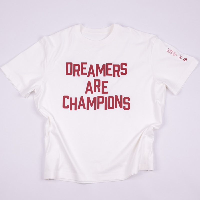 Majica „Dreamers Are Champions“ (ženska, oversize)