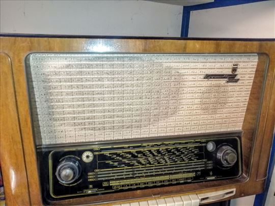 Grundig 5040 iz 1954.god.