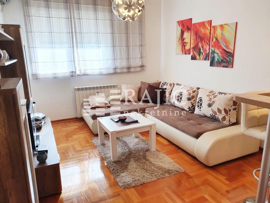Višnjička banja,Stojana Stoleta Aranđelovića,32 m2,1.0 #4507
350 €