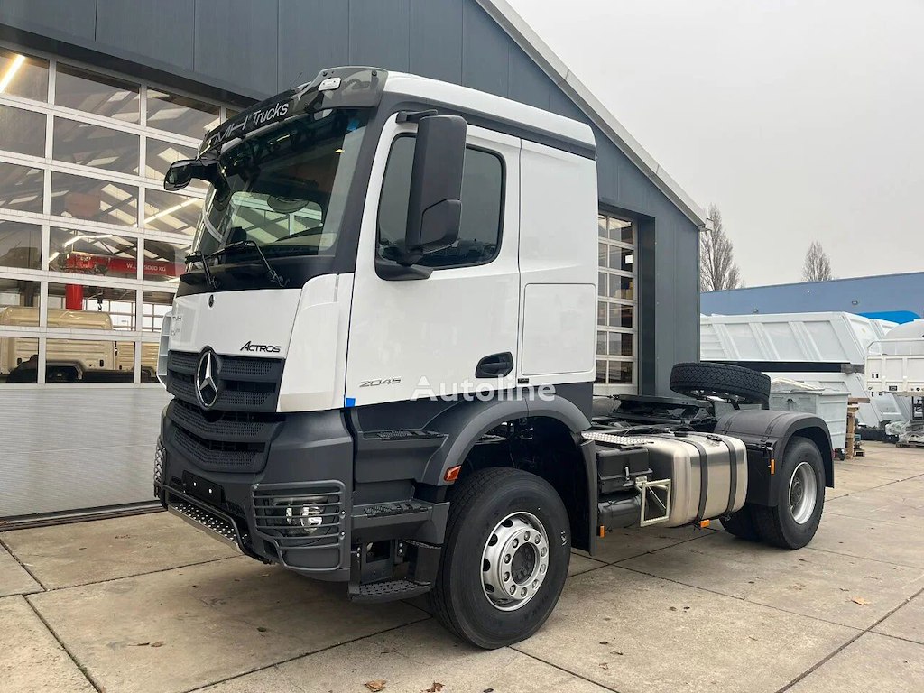 Novi Mercedes-Benz Actros 2045 S 4x2 Tractor Head tegljač