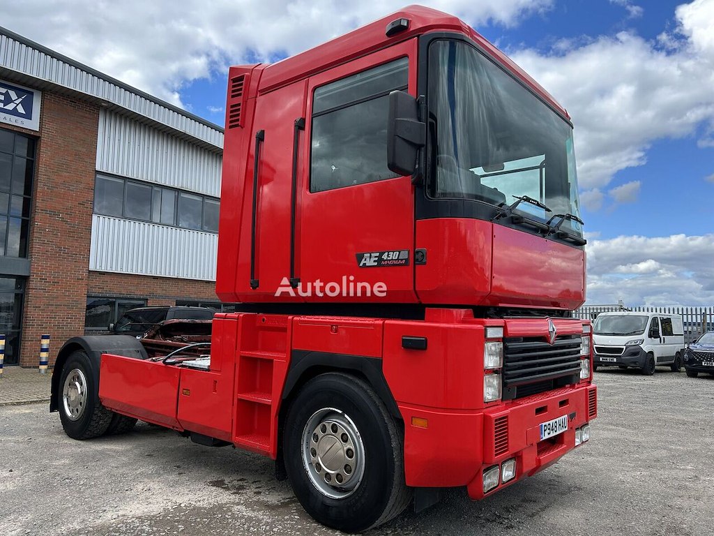 Renault AE MAGNUM 430 P948 HAU tegljač