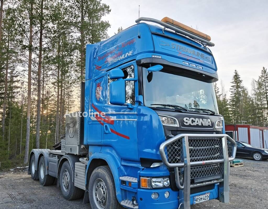 Scania R730 8x4 tegljač