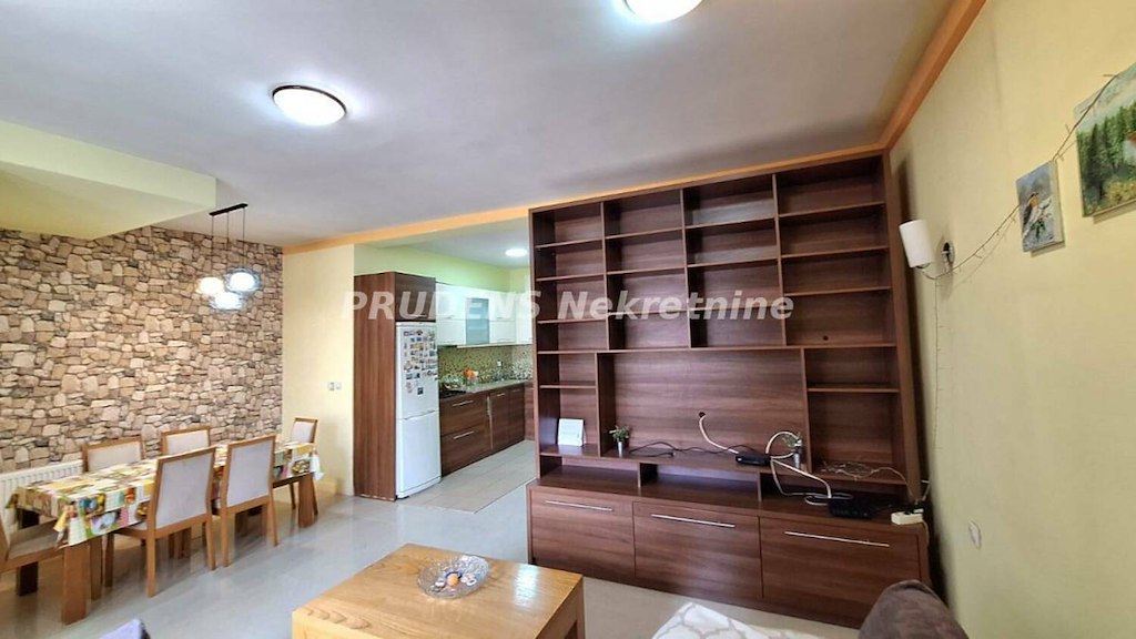 Trosoban stan, Beograd - Denkova Bašta | Izdavanje · 72m² · 500€