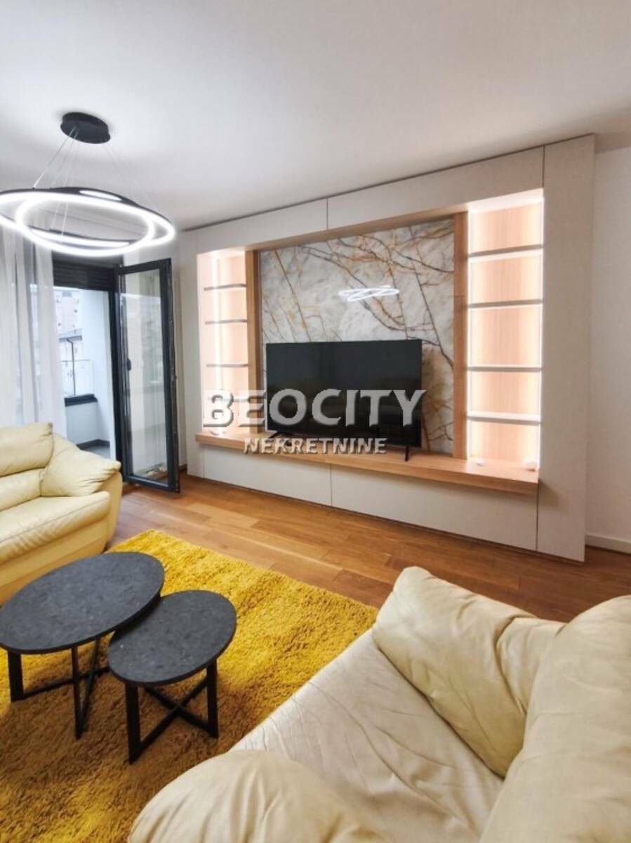 Trosoban stan, Beograd - Vračar (centar) | Izdavanje · 65m² · 1.300€