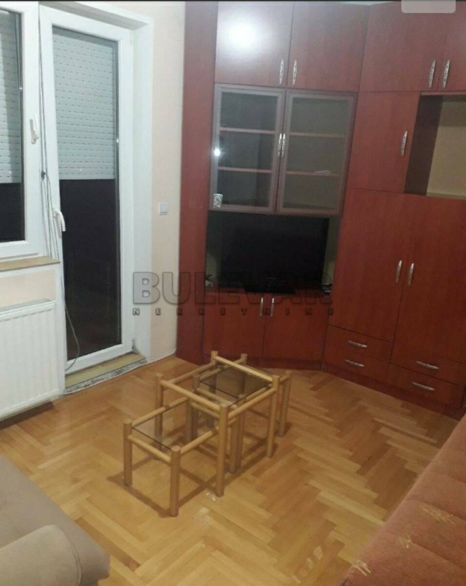 Jednosoban stan, Niš - Staro groblje | Izdavanje · 28m² · 250€