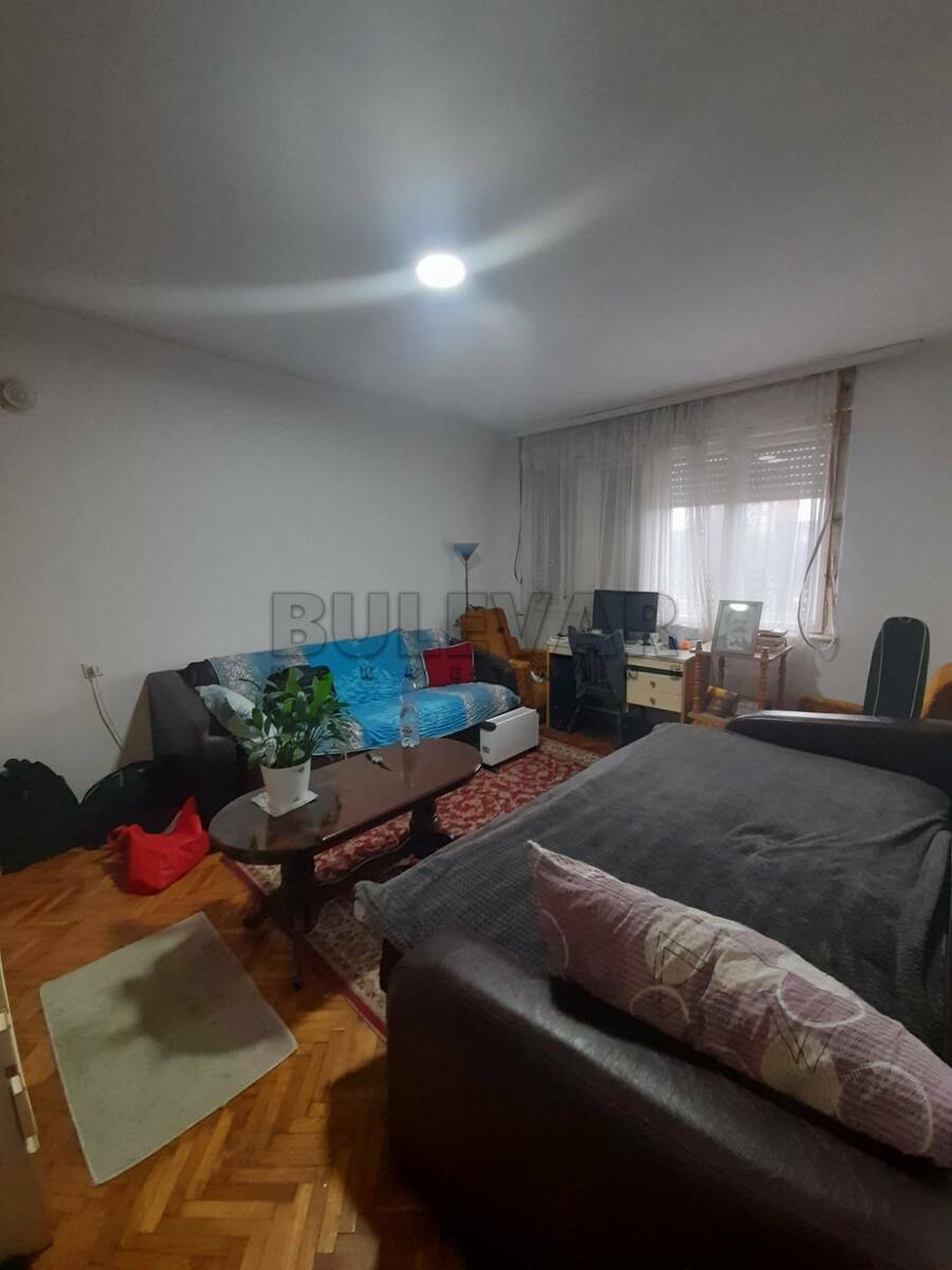 Jednosoban stan, Niš - Centar | Izdavanje · 33m² · 350€