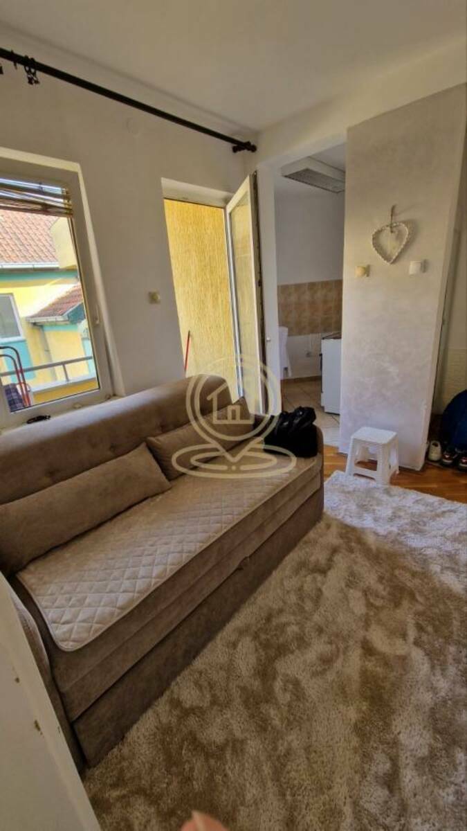 Jednoiposoban stan, Novi Sad | Izdavanje · 35m² · 350€