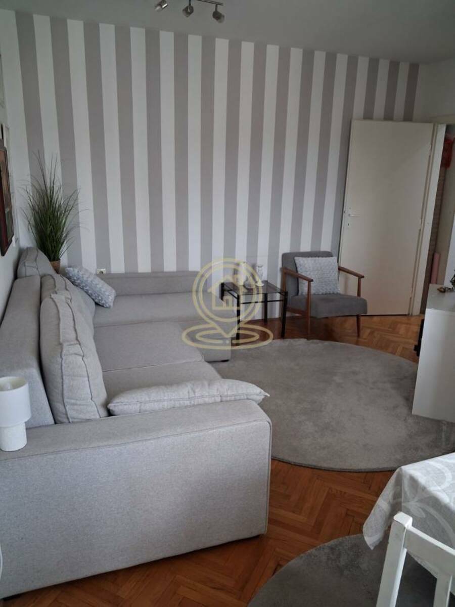 Jednoiposoban stan, Novi Sad | Izdavanje · 41m² · 400€