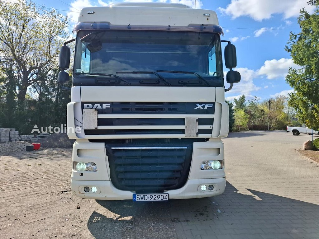 DAF XF 105 460 tegljač