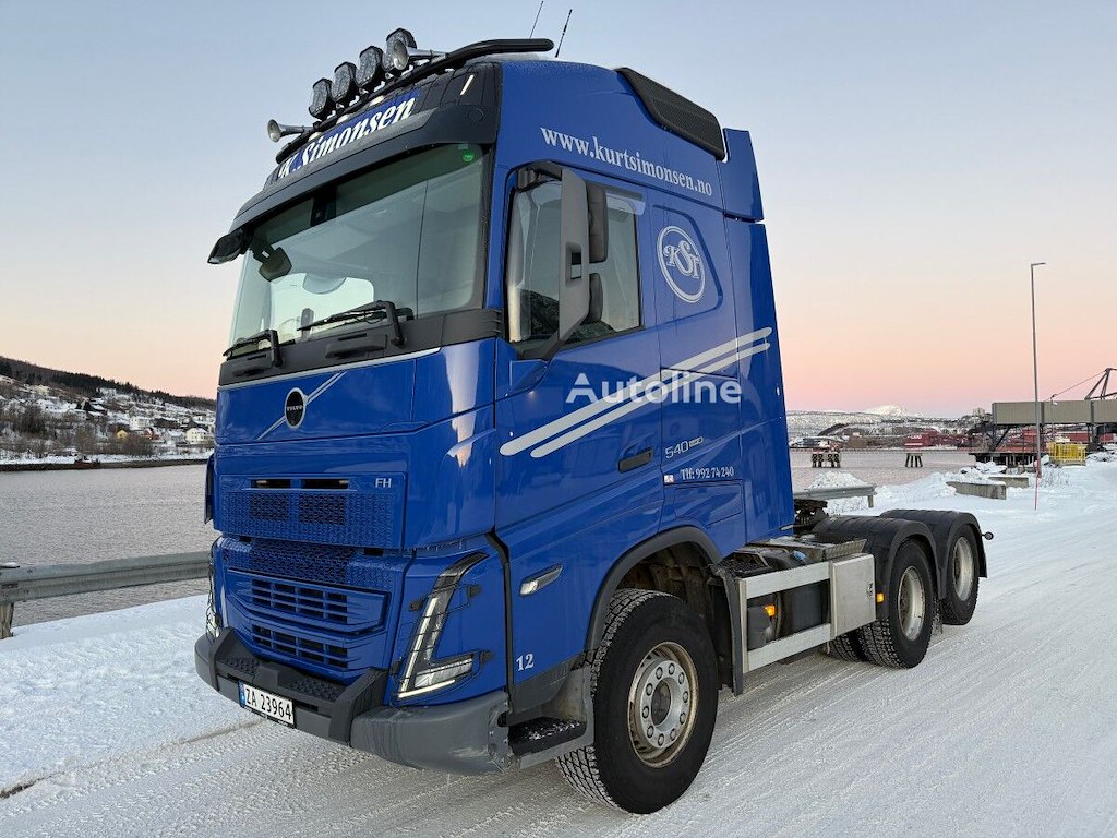 Prodaje se Volvo FH 550 6x4 – 2025-modell med tandemdrift, tandemløft og anleggsf tegljač na aukciji