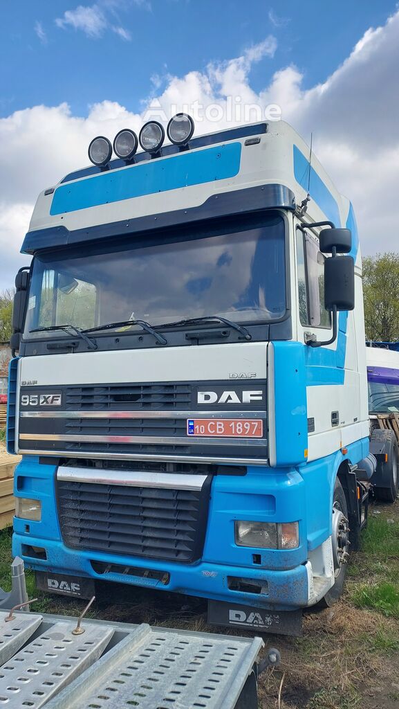DAF XF 95 480 tegljač