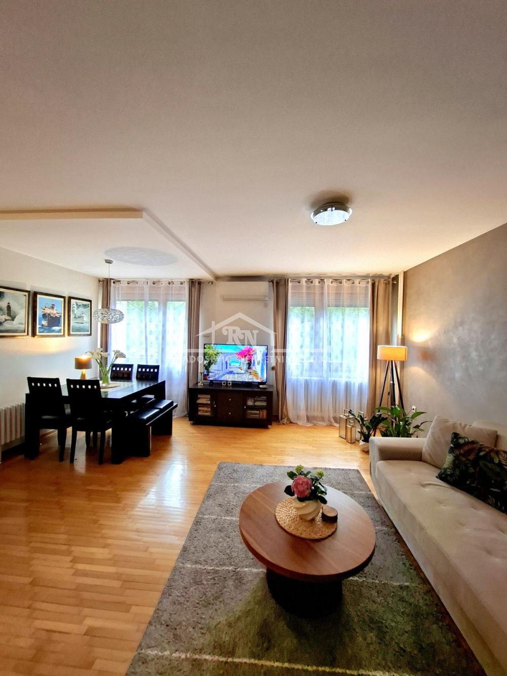Bulevar oslobođenja, Trosoban stan na prodaju, 77m2, 235.000€